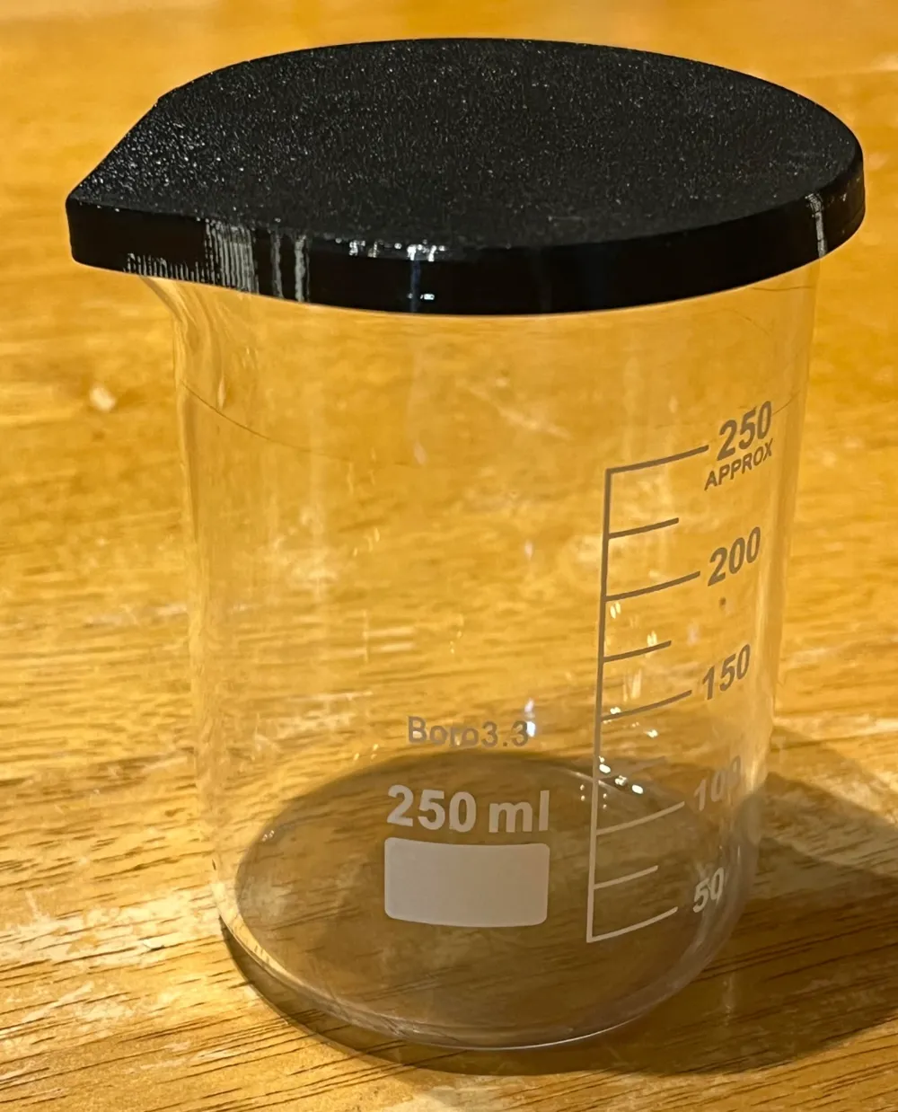 250mL Beaker lid by Brighton3D Forge - MakerWorld