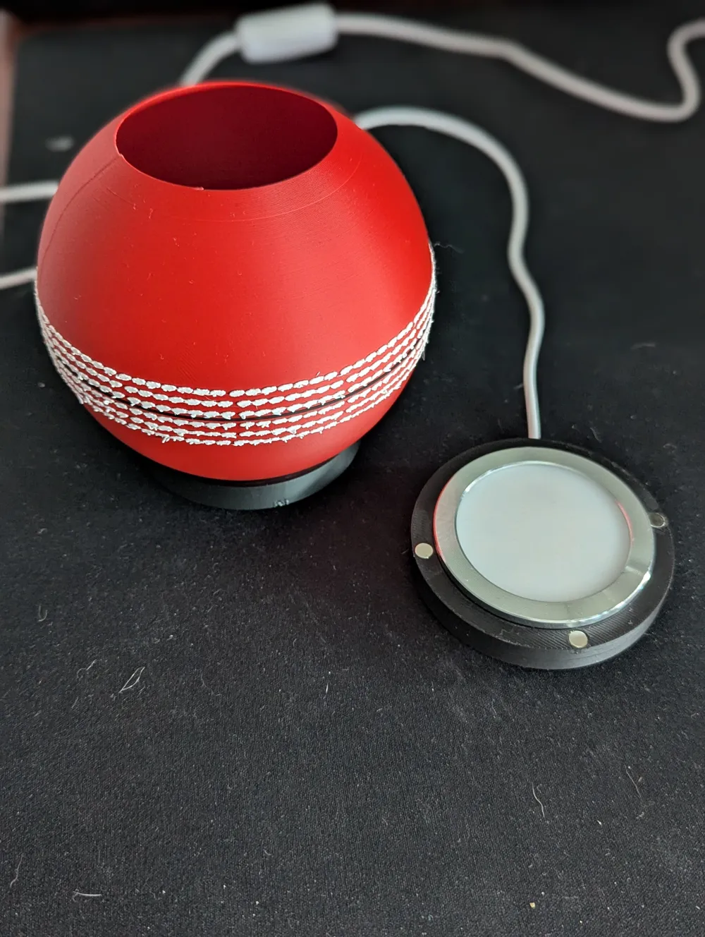Cricket ball lamp for LED kit 001 - Free 3D Print Model - MakerWorld
