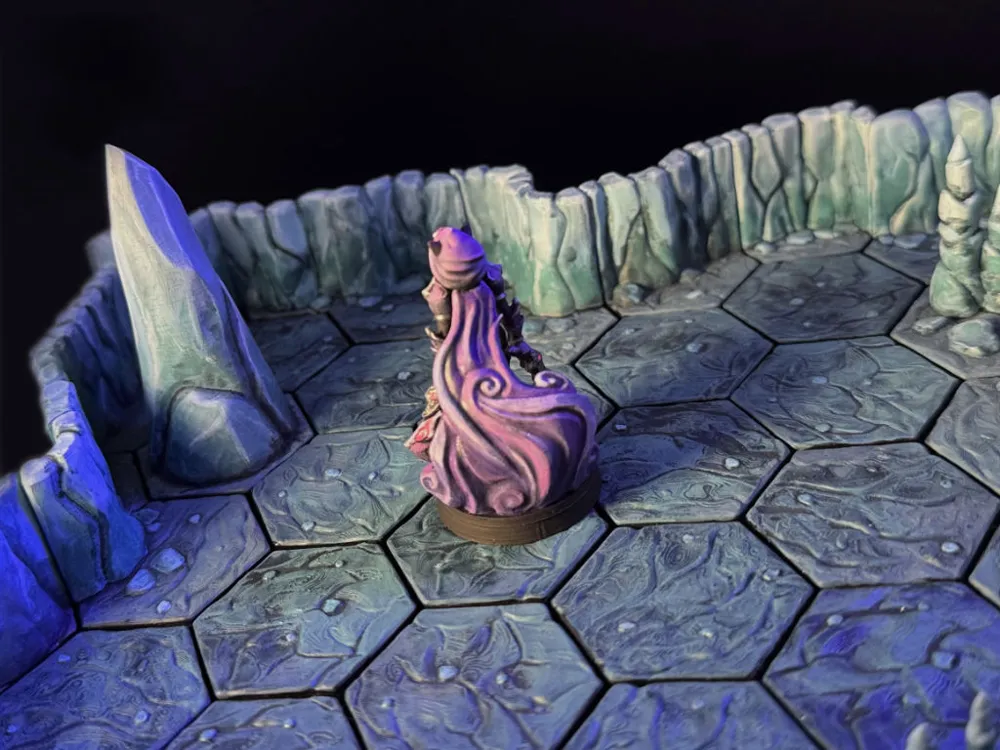 Rogue miniature (Supportless - FDM Friendly) by Mizugames MakerWorld ...