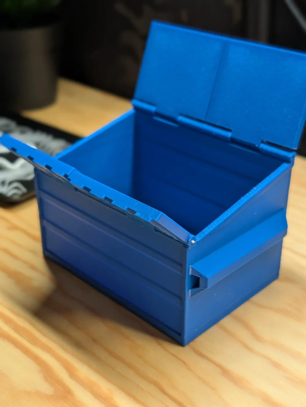 Dumpster A1 Poop Bucket with Working Lids by Samboxing MakerWorld ...
