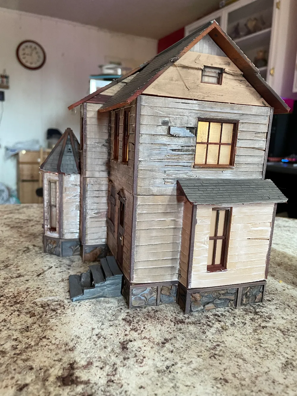 Auntie Fa's 2023 Haunted House by Auntie Fa MakerWorld: Download Free ...