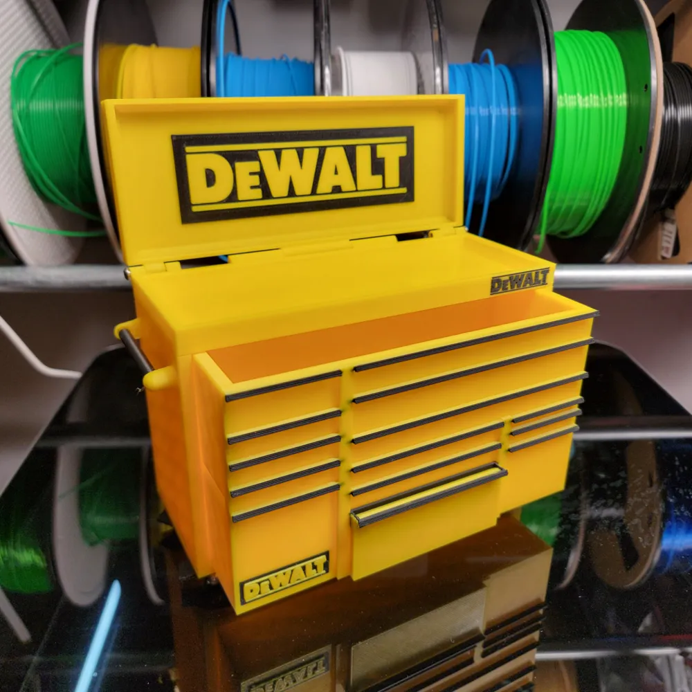 DeWalt Desk Tool Chest w/ Lid Business Display by joshua.makes - MakerWorld