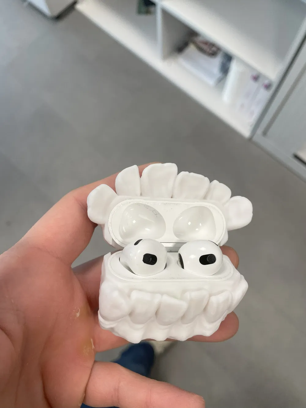 AirPods 3 Case teeth Remixed by Van.Illa MakerWorld: Download Free 3D Models