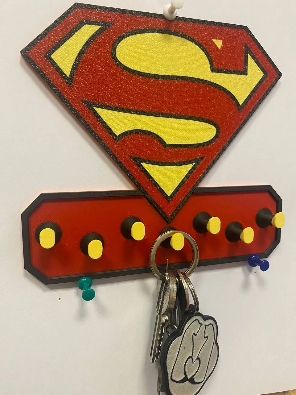 Superman Key Holder by ZEMTSLAB MakerWorld: Download Free 3D Models