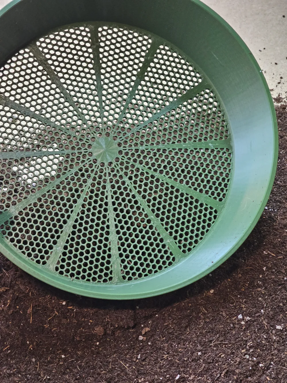 Soil Sifter for Seedlings - Free 3D Print Model - MakerWorld