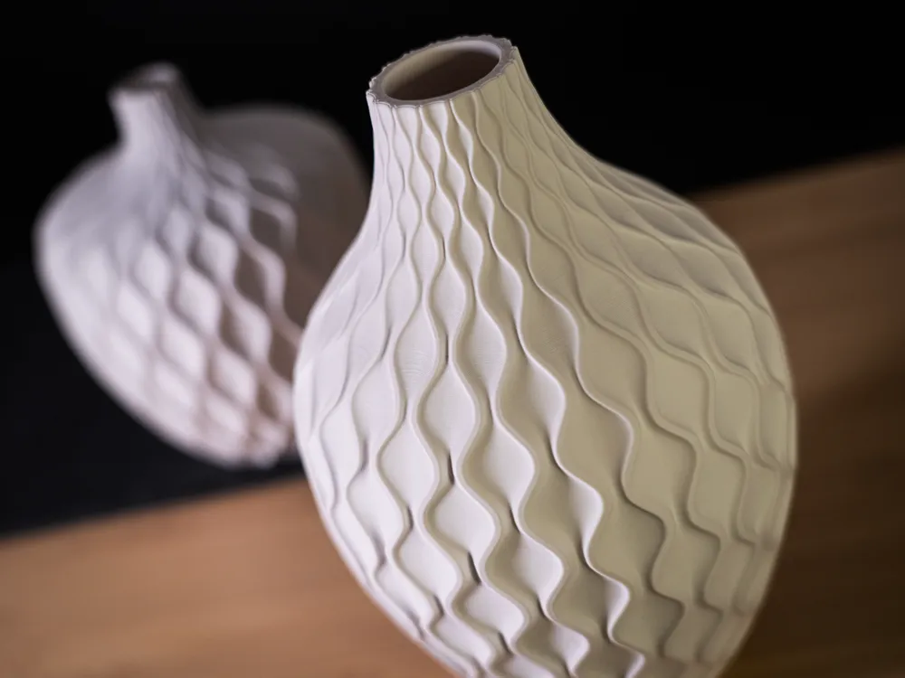 Wave Vase Model One - Contemporary Vase Design by Rox3D - MakerWorld