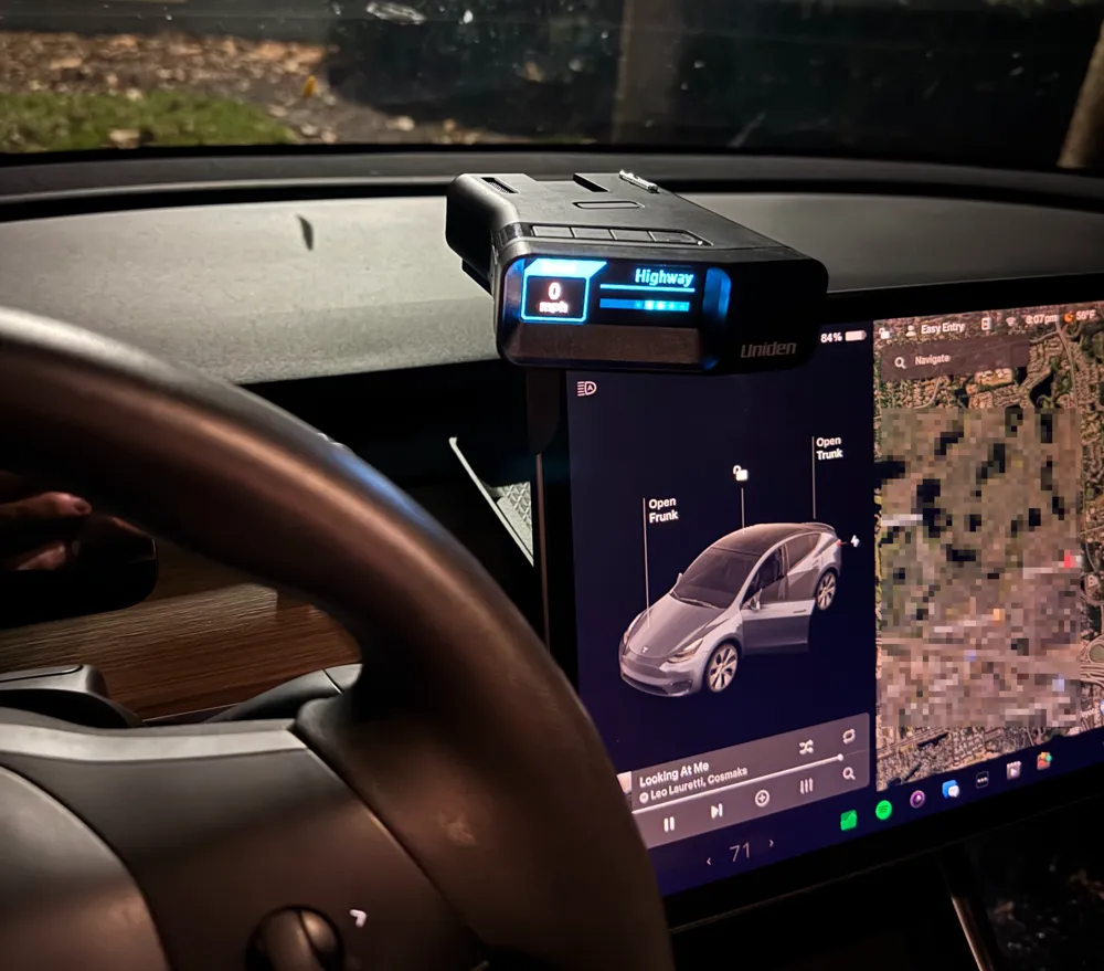 Uniden R7 Radar Detector Mount for Tesla Model Y and 3 Remixed by ...