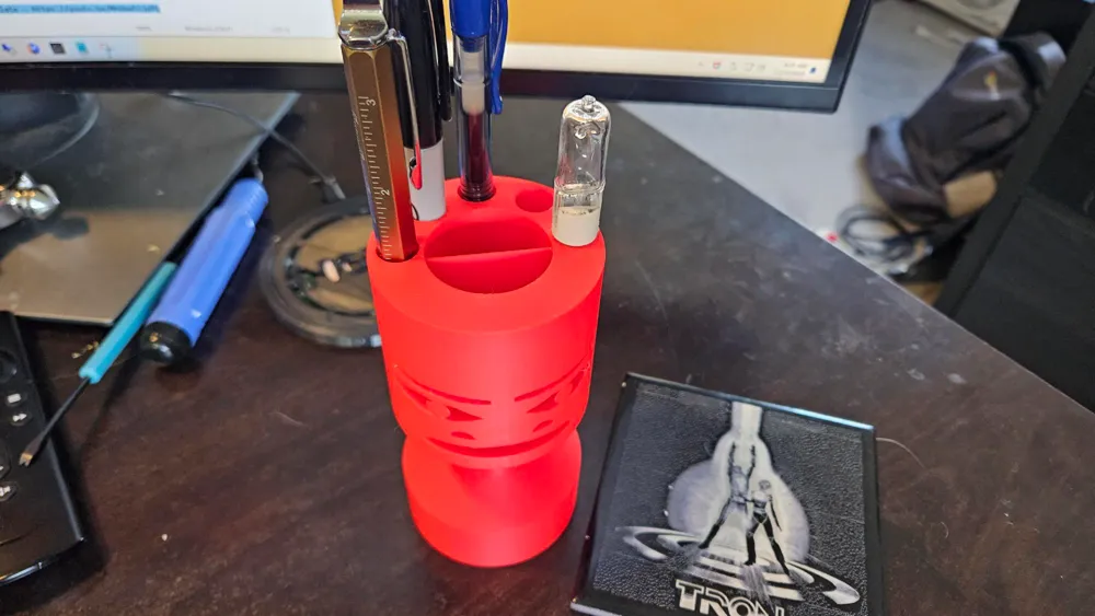 Tron MCP Pen/Pencil/Paperclip Holder by Maker Dave - MakerWorld