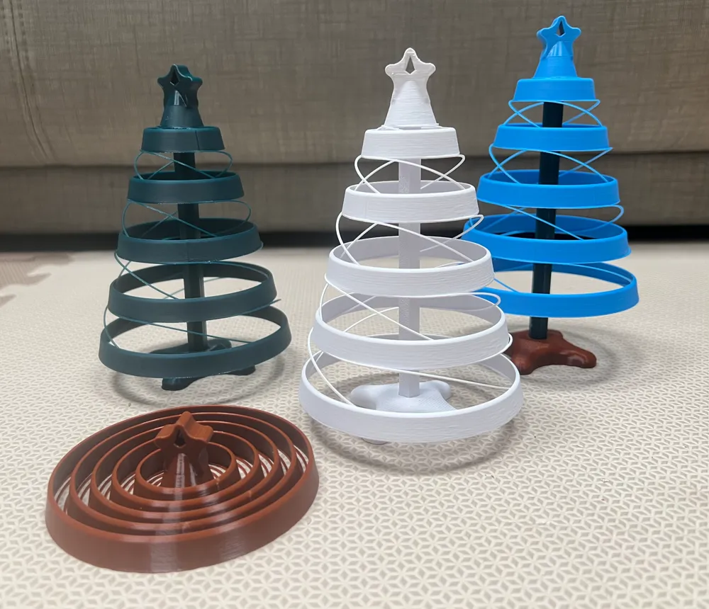 Christmas tree wind chimes by grwang41 - MakerWorld