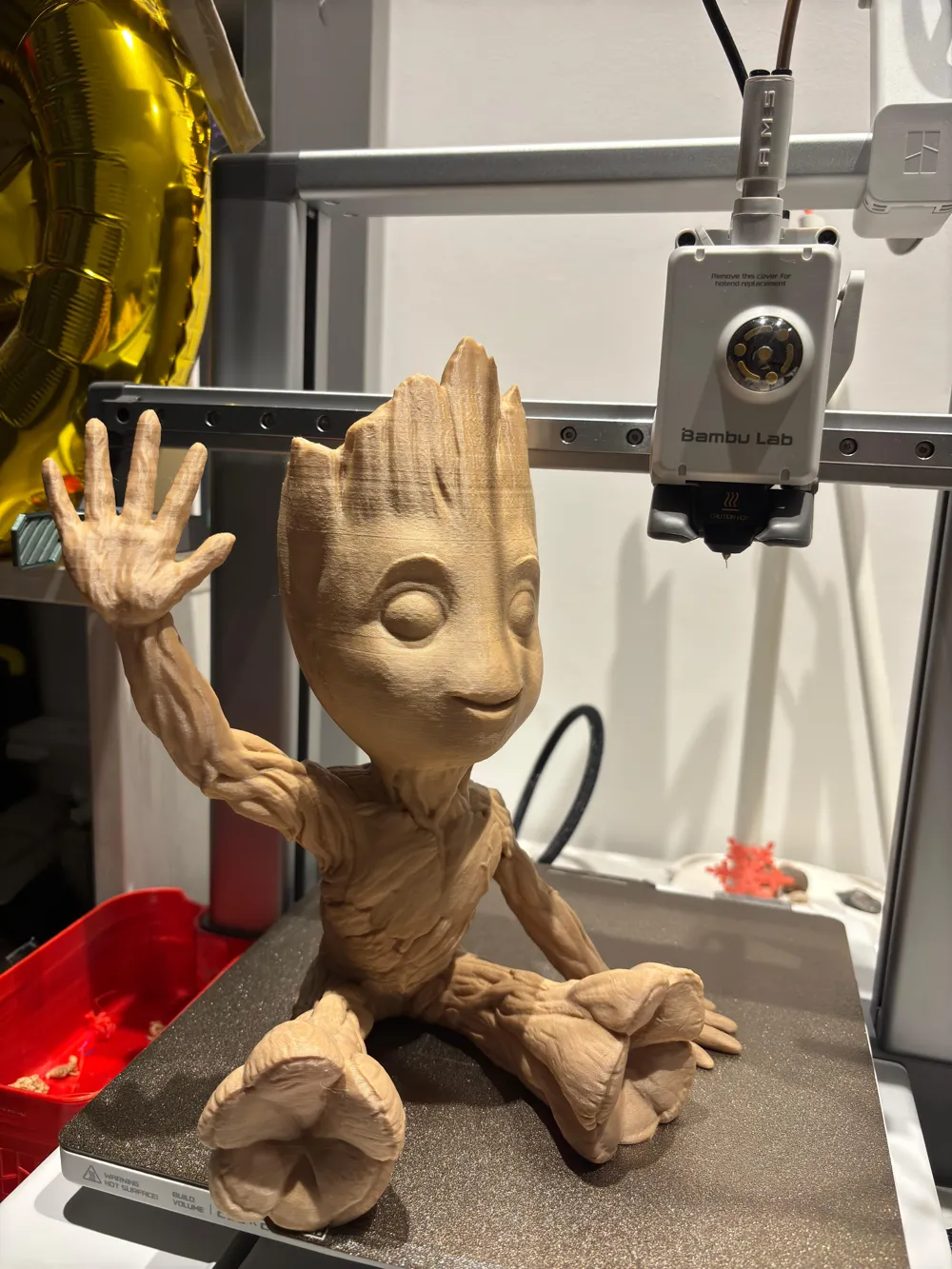 Bebé Groot Gigante - Modelo de impresión 3D gratuito - MakerWorld