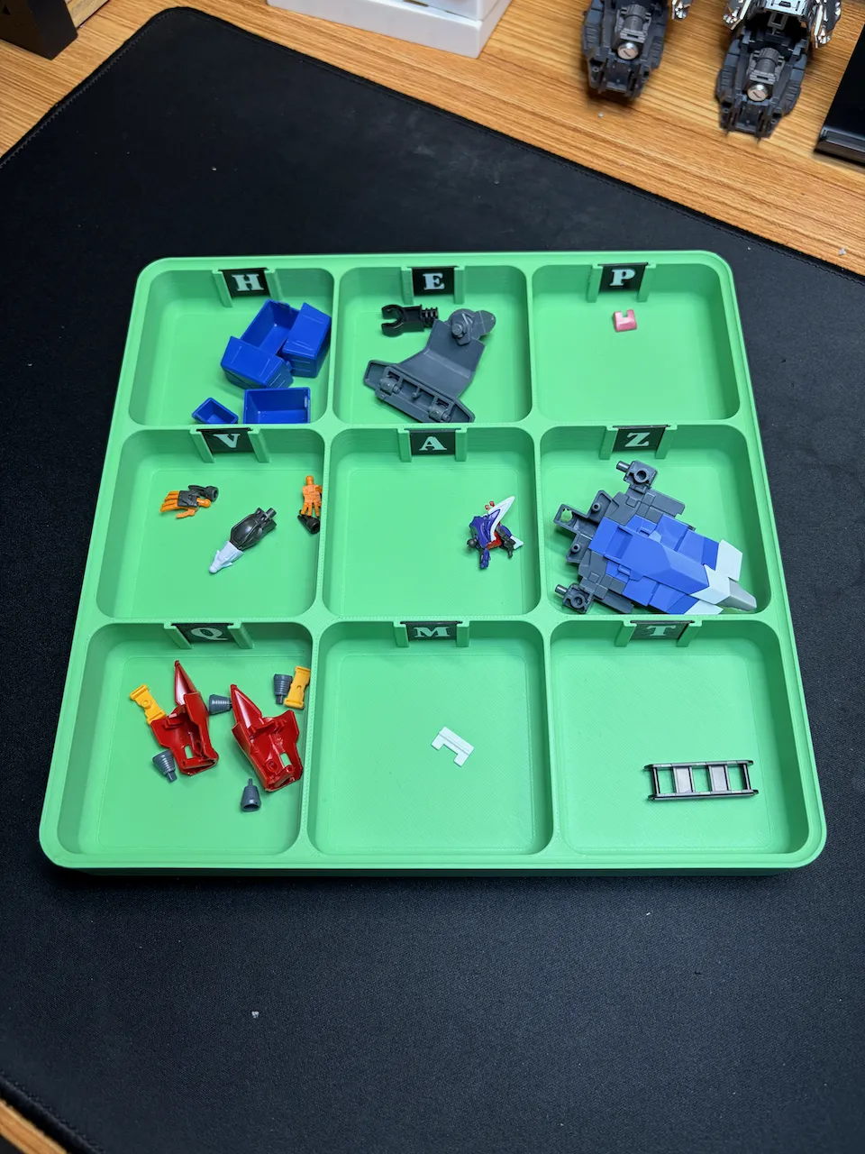 Sorting Tray With Removable Labels - Free 3D Print Model - MakerWorld