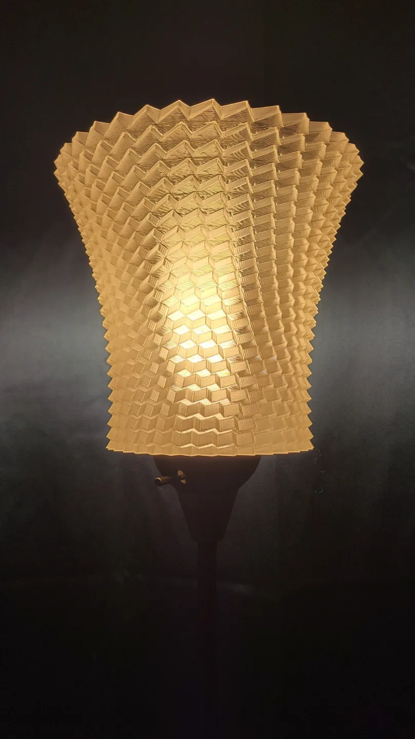 Parametric Lamp Shade -Vase Mode by e3simon920 - MakerWorld