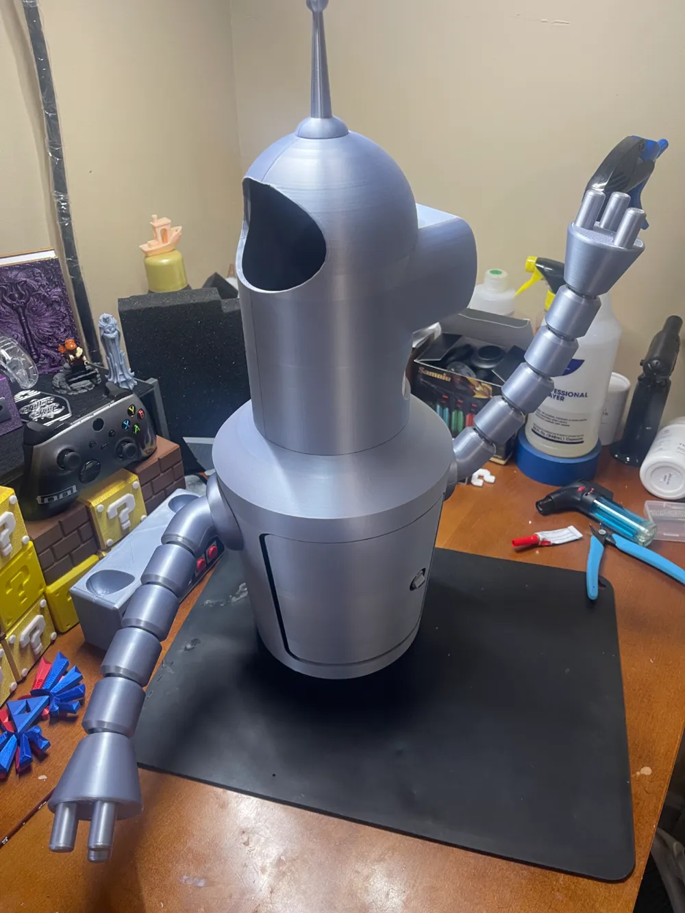 Articulated Bender Trash Can Remixed by ErrorCode3D MakerWorld ...
