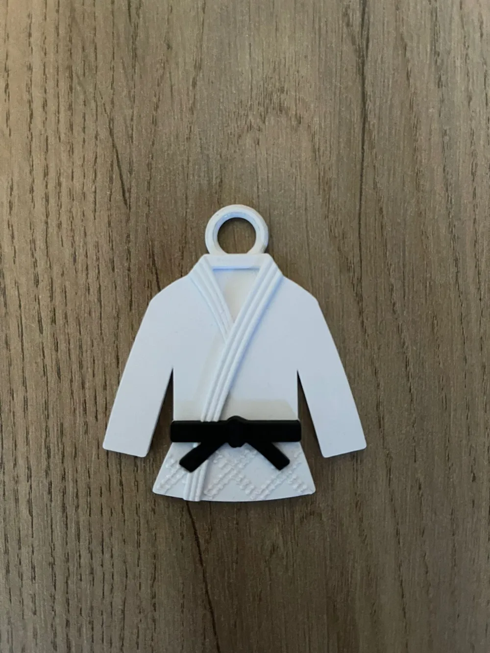 Judo gi keychain - swappable belt! by Bardo Builds MakerWorld: Download ...