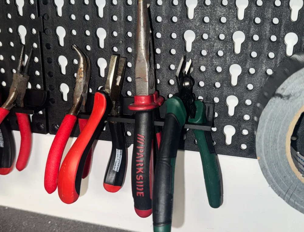 Pliers Holder for Parkside Pegboard by leMax - MakerWorld