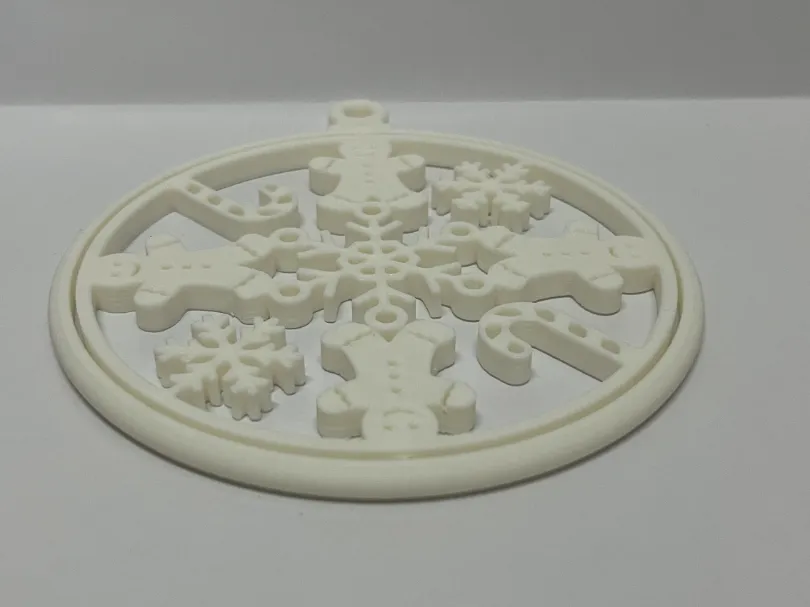 Lebkuchenmann-Schneeflocke – Kostenloses 3D-Druckmodell – MakerWorld