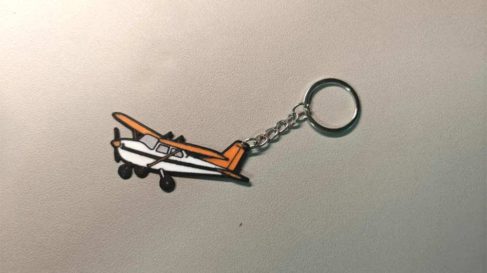 Cessna-172 Key chain 塞斯纳172钥匙链 - MakerWorld 3D Model | 3Drop