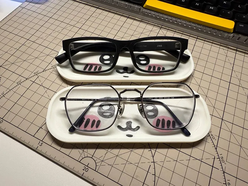Chiikawa Glasses Tray / Holder - Free 3D Print Model - MakerWorld