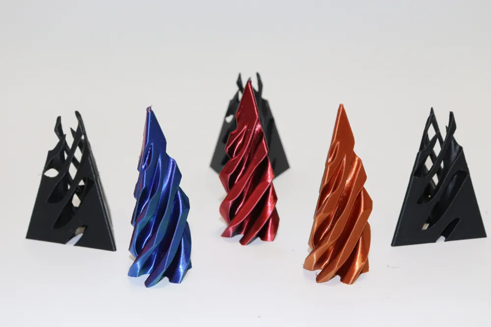 Impossible Passthrough Triangle Spinner by Horizon MakerWorld: Download Free 3D Models