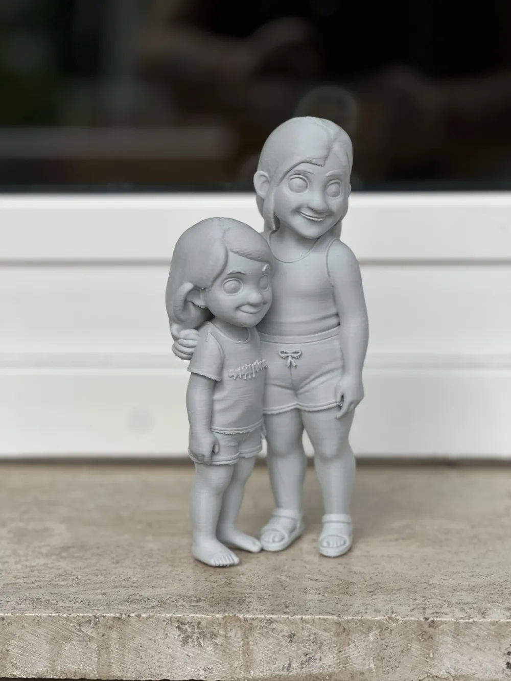 Little sisters embraced by Print_Roma_3D MakerWorld: Download Free 3D ...