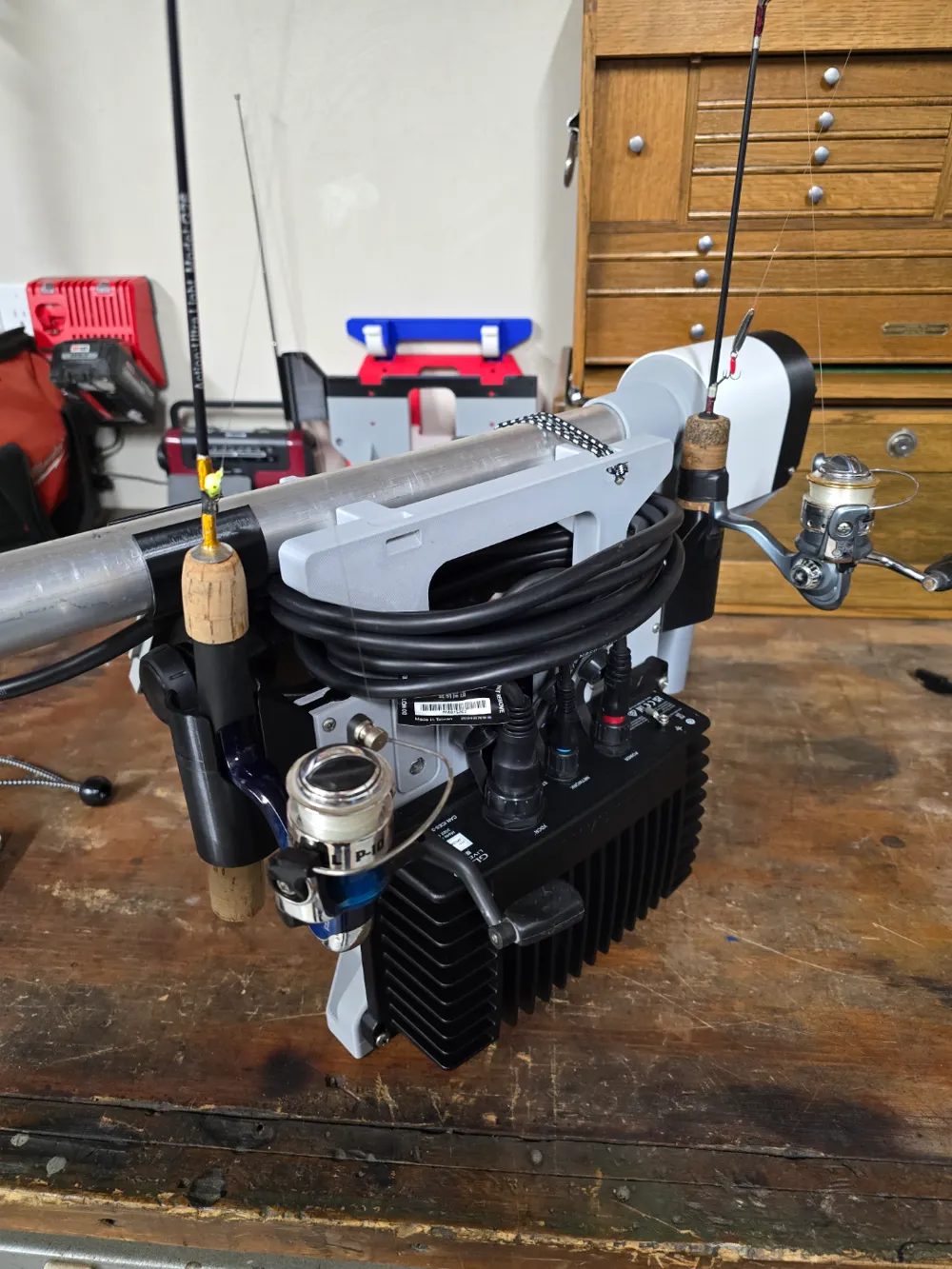 LIVESCOPE ICE SHUTTLE - Free 3D Print Model - MakerWorld