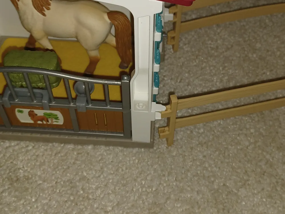 Luer Lock Water Hose Connector for Schleich Stable - Free 3D Print ...