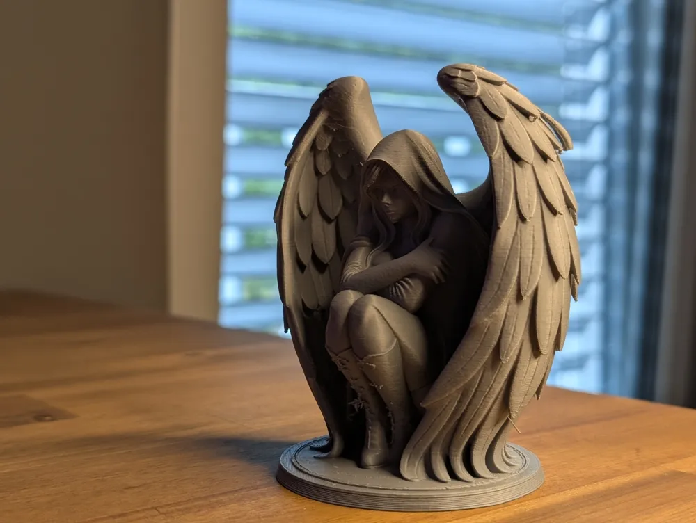Hooded Guardian Angel Statue (Curled Wings) by Cosa_93 MakerWorld ...