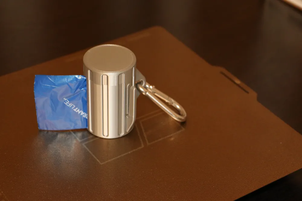 Heavy Duty Dog Poop Bag Holder With Used Bag Clip - Free 3D Print Model ...
