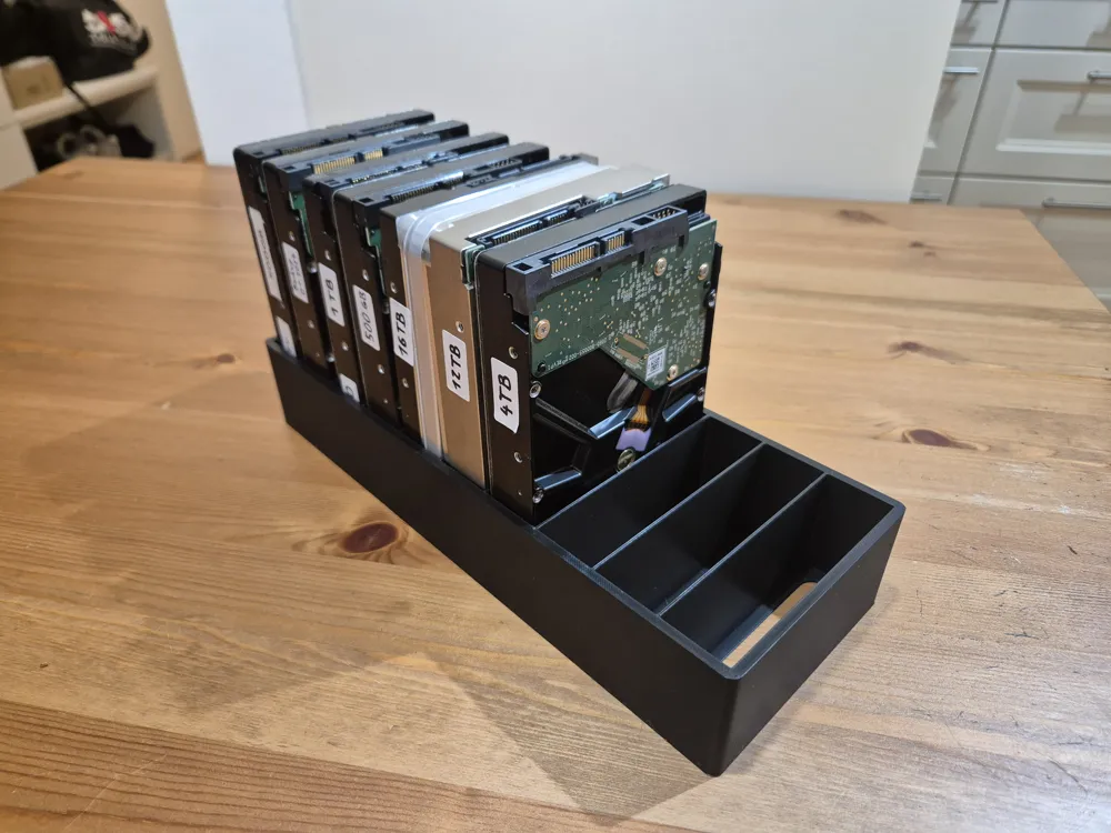 3.5" Hard Drive Rack – Multiple Sizes (2-10 Bays) by finniminni ...