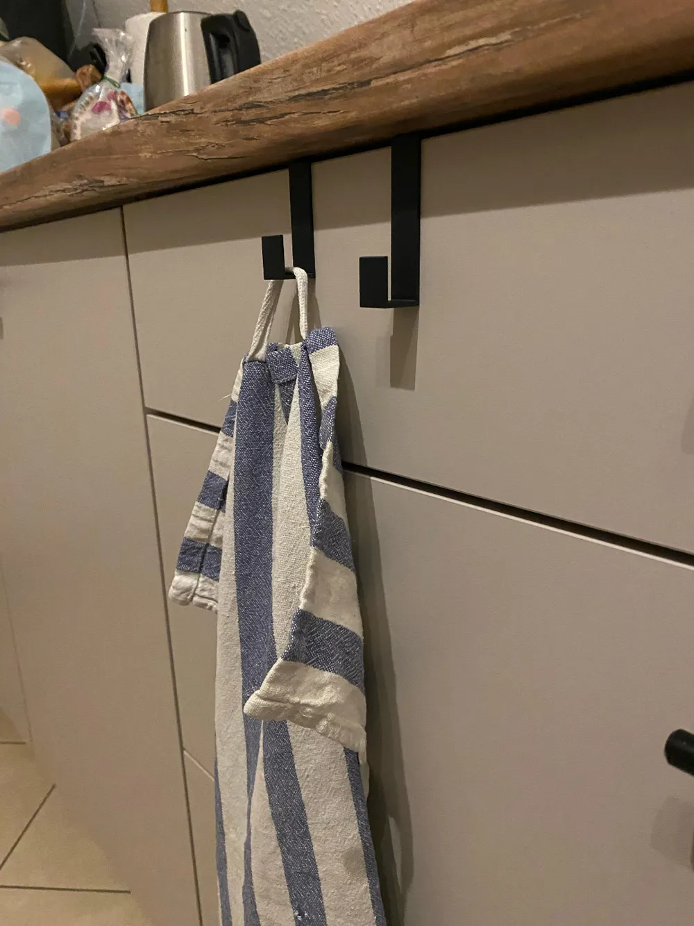 Hook Kitchen - Free 3D Print Model - MakerWorld