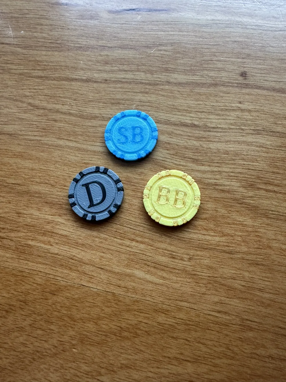 Mini Poker Chip Set (With Case) - Free 3D Print Model - MakerWorld