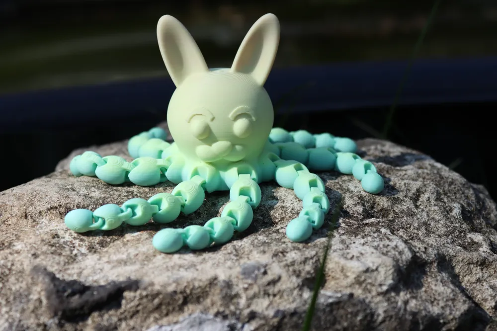 Cute Easter Articulated Octopus by Alex's 3D prints MakerWorld ...
