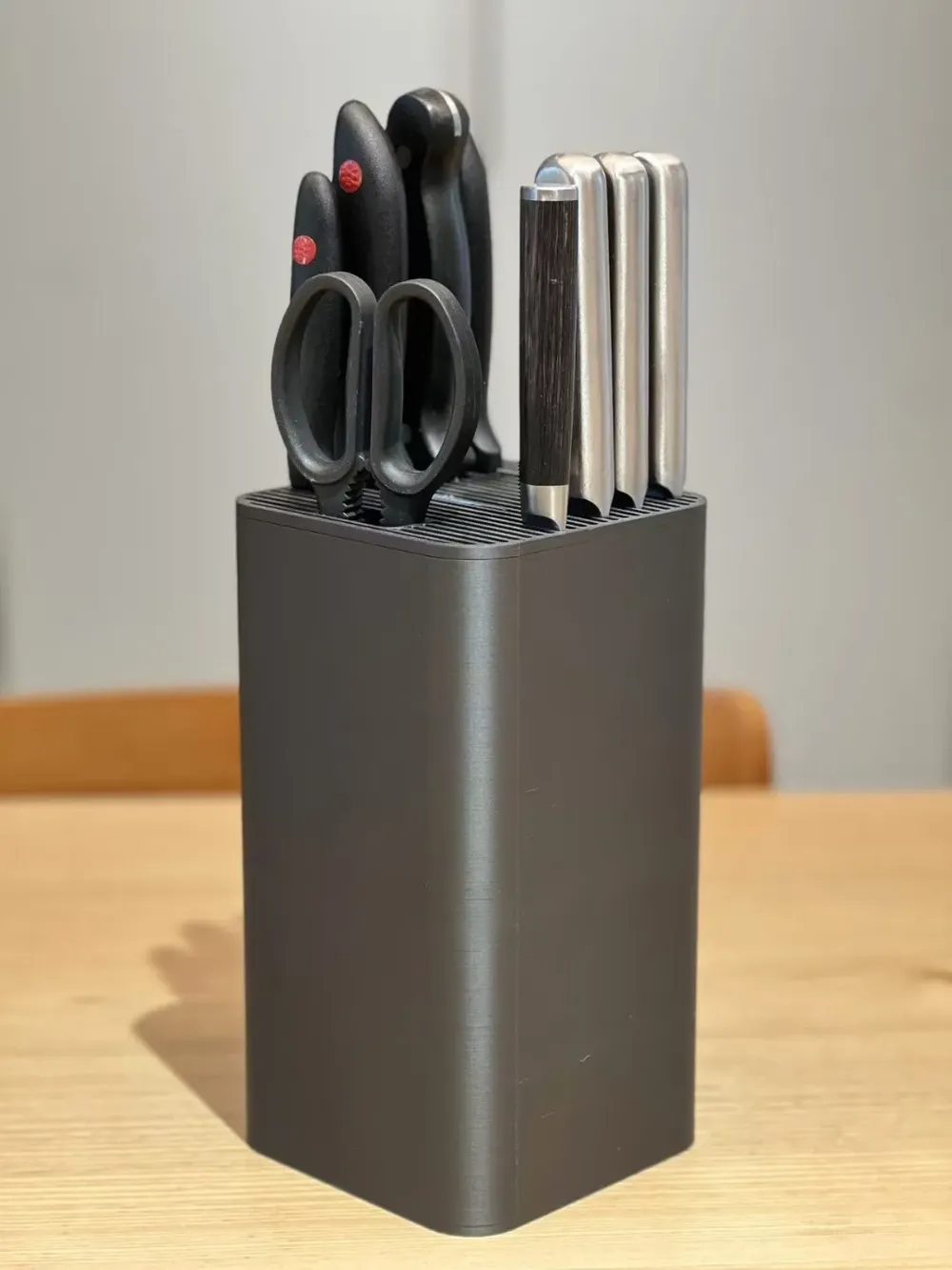 Knife Block No Support Needed - Free 3D Print Model - MakerWorld