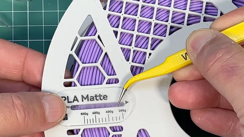 Bobina de recarga con clip para filamento por Valera Perinski ...