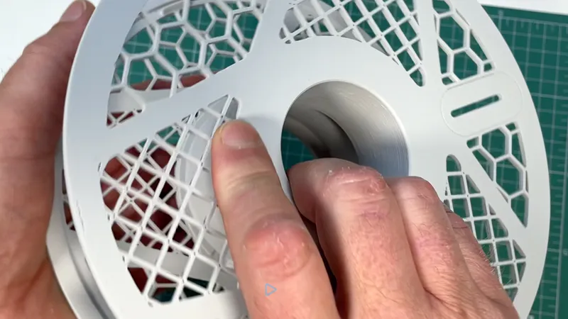 Refill Spool with Filament Clip - Free 3D Print Model - MakerWorld