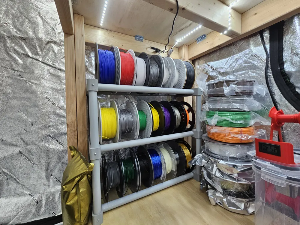 Filament Shelf Bracket for 3/4" PVC Conduit - Free 3D Print Model ...