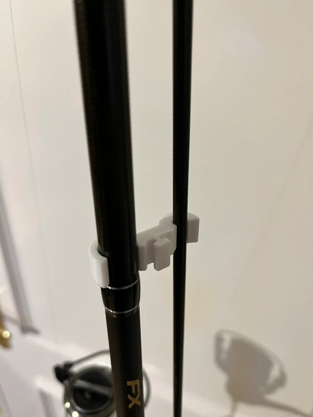 fishing split rod clip holder 2 by Metzaranad - MakerWorld