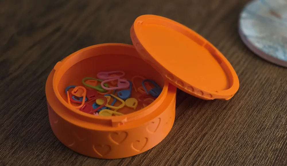 Twist Lock Heart Container - Free 3D Print Model - MakerWorld