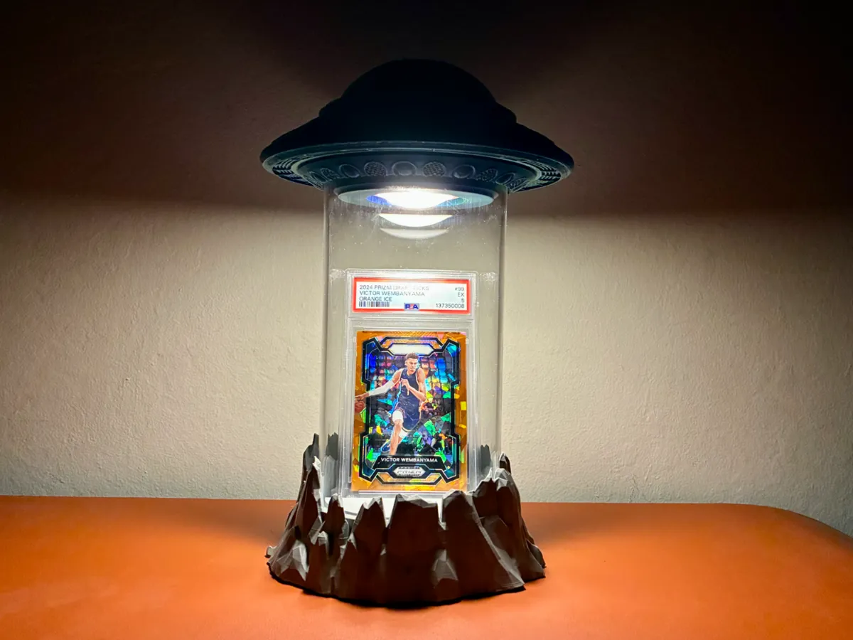 UFO Graded Card Holder with Puck Light and Tube - Free 3D Print Model ...