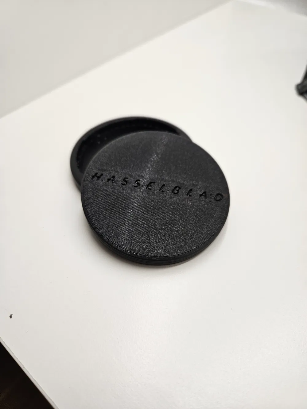 Hasselblad B50 Lens Cap Remixed by Rewilo - MakerWorld