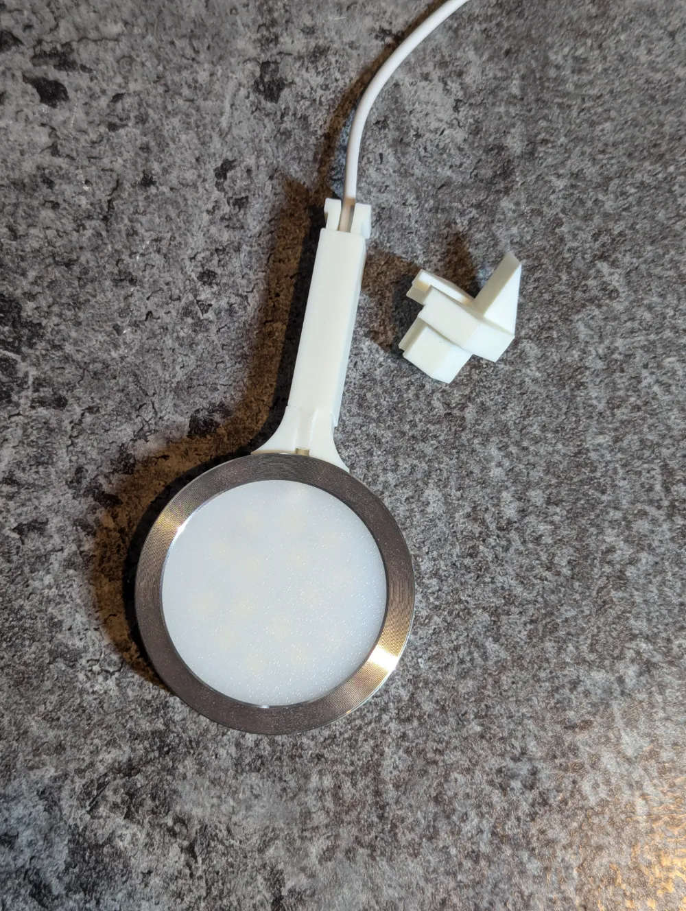 HSW Mount For Bambu Lab LED Lamp Kit - Two Sizes by Wile E. 3D - MakerWorld