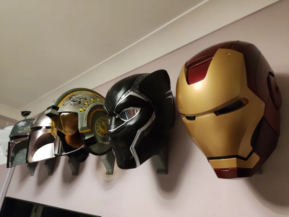 Star Wars Black Series Marvel Legends Helmet Mount - Free 3D Print ...