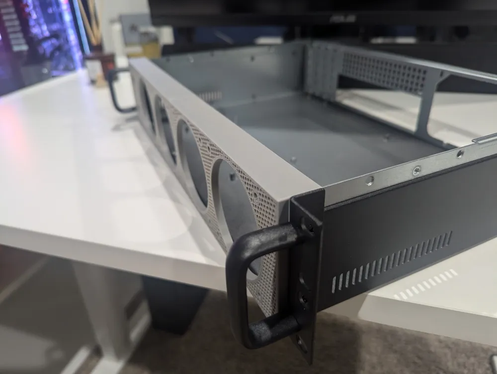 2U PC Case Front Panel by cohnolio - MakerWorld