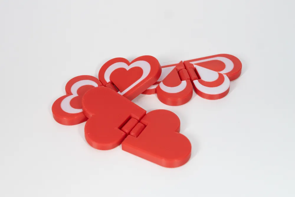 Heart Slide and Flip Fidget - Print in Place! - Free 3D Print Model ...