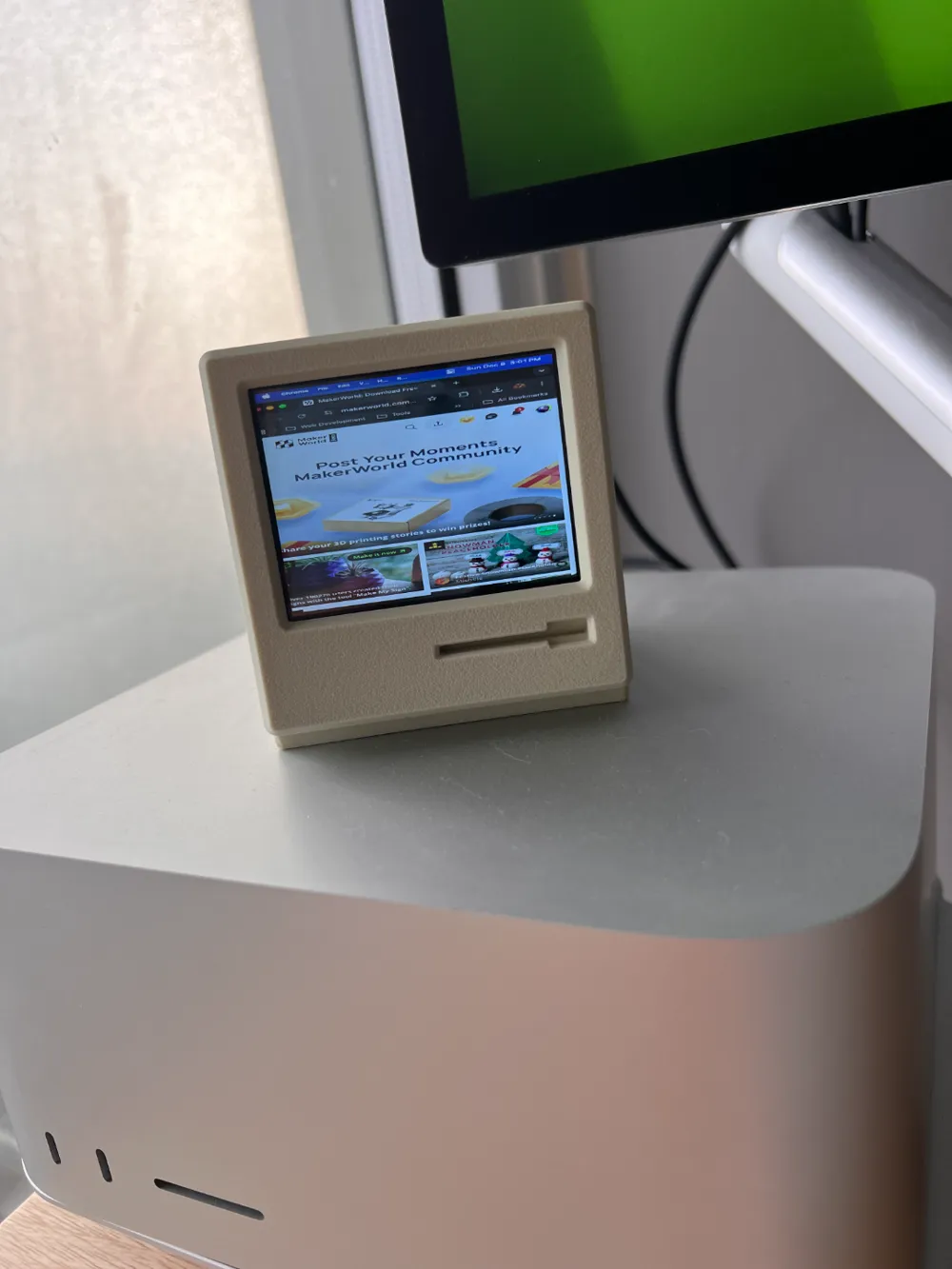 Mini Macintosh Display - 2.8in external display by alxvtoronto ...