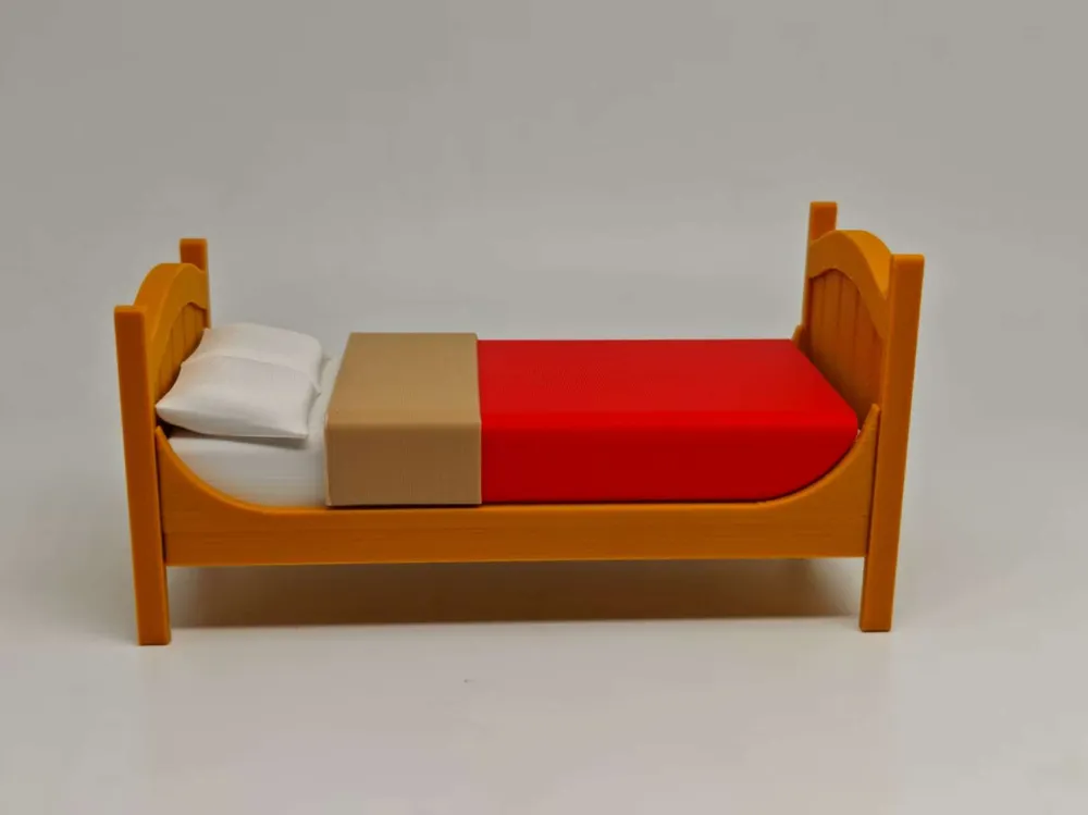 Vintage small bed model by 狐狸与猪工作室 MakerWorld: Download Free 3D Models