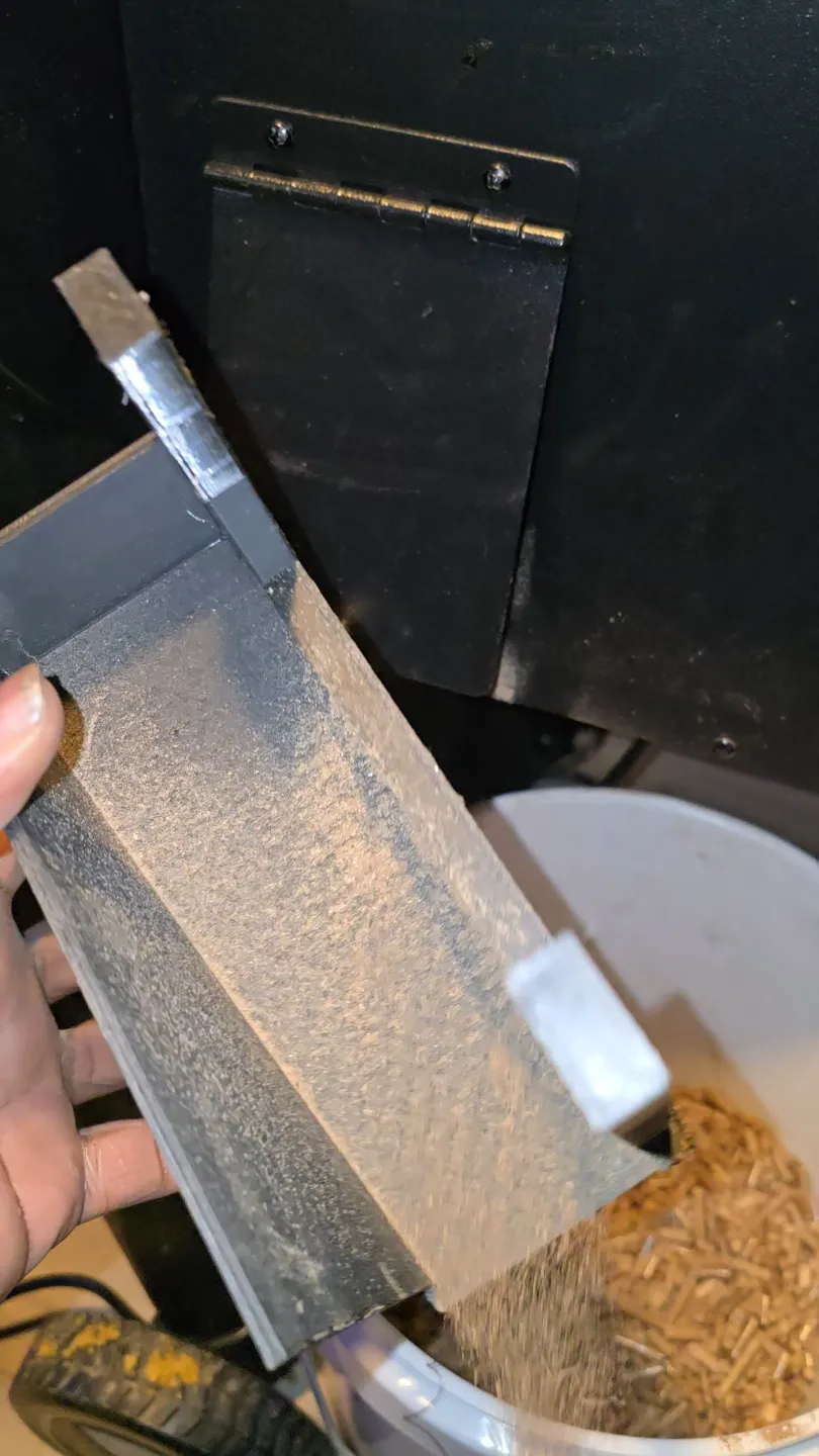 Traeger 22 Pellet Hopper Chute by BoTech - MakerWorld