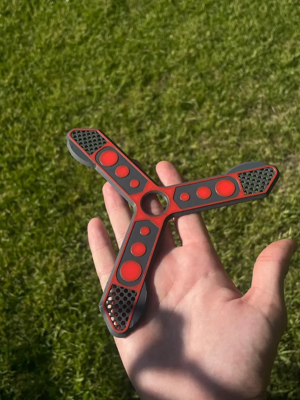 Boomerang – Triple Arm Aerodynamic by FutureXPrint MakerWorld: Download ...