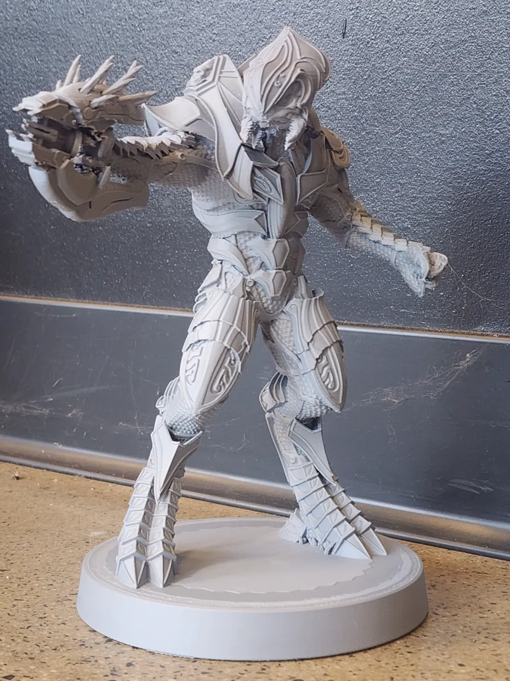 Halo Arbiter Miniature by Galactic Armory MakerWorld: Download Free 3D ...