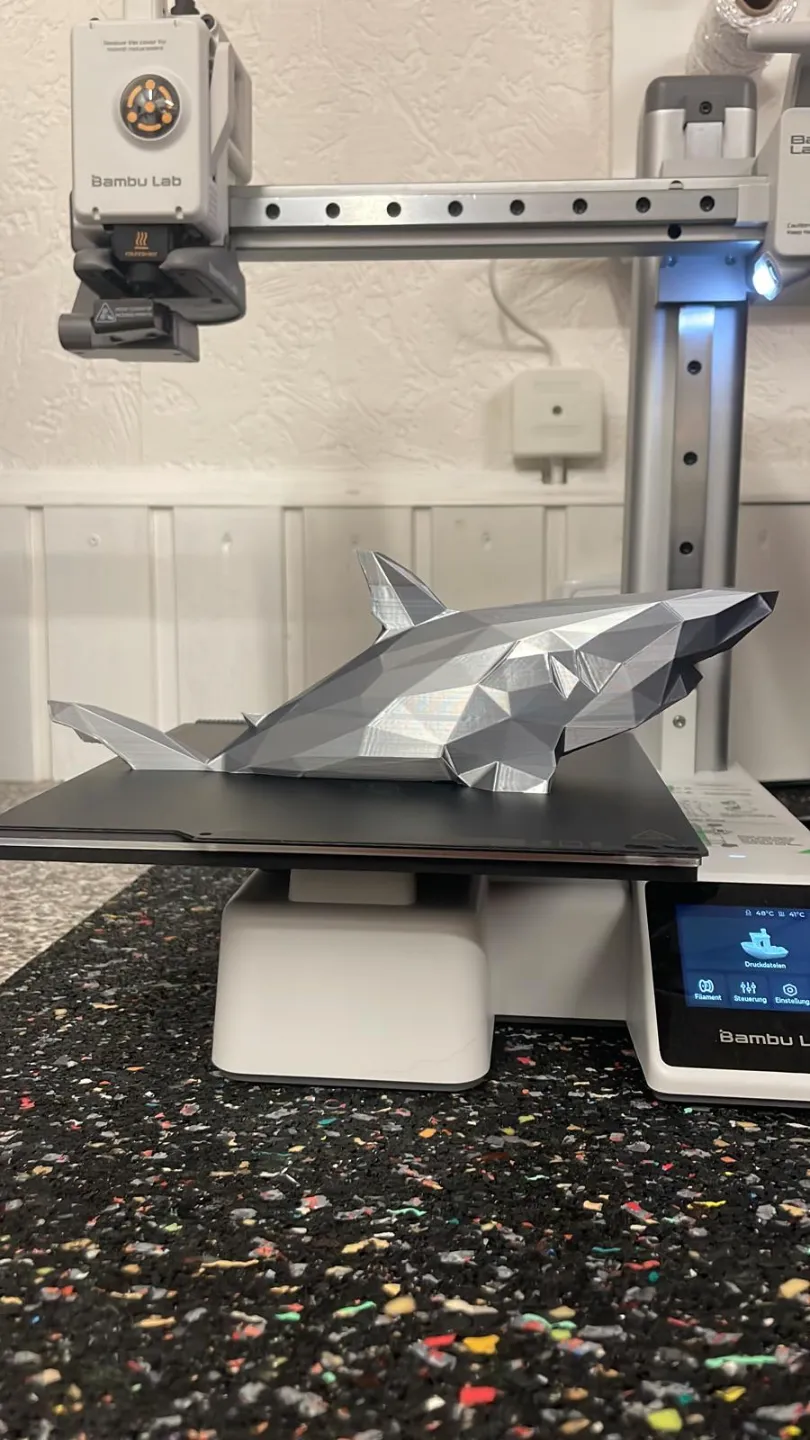 Low Poly - Shark by Ebmeier - MakerWorld